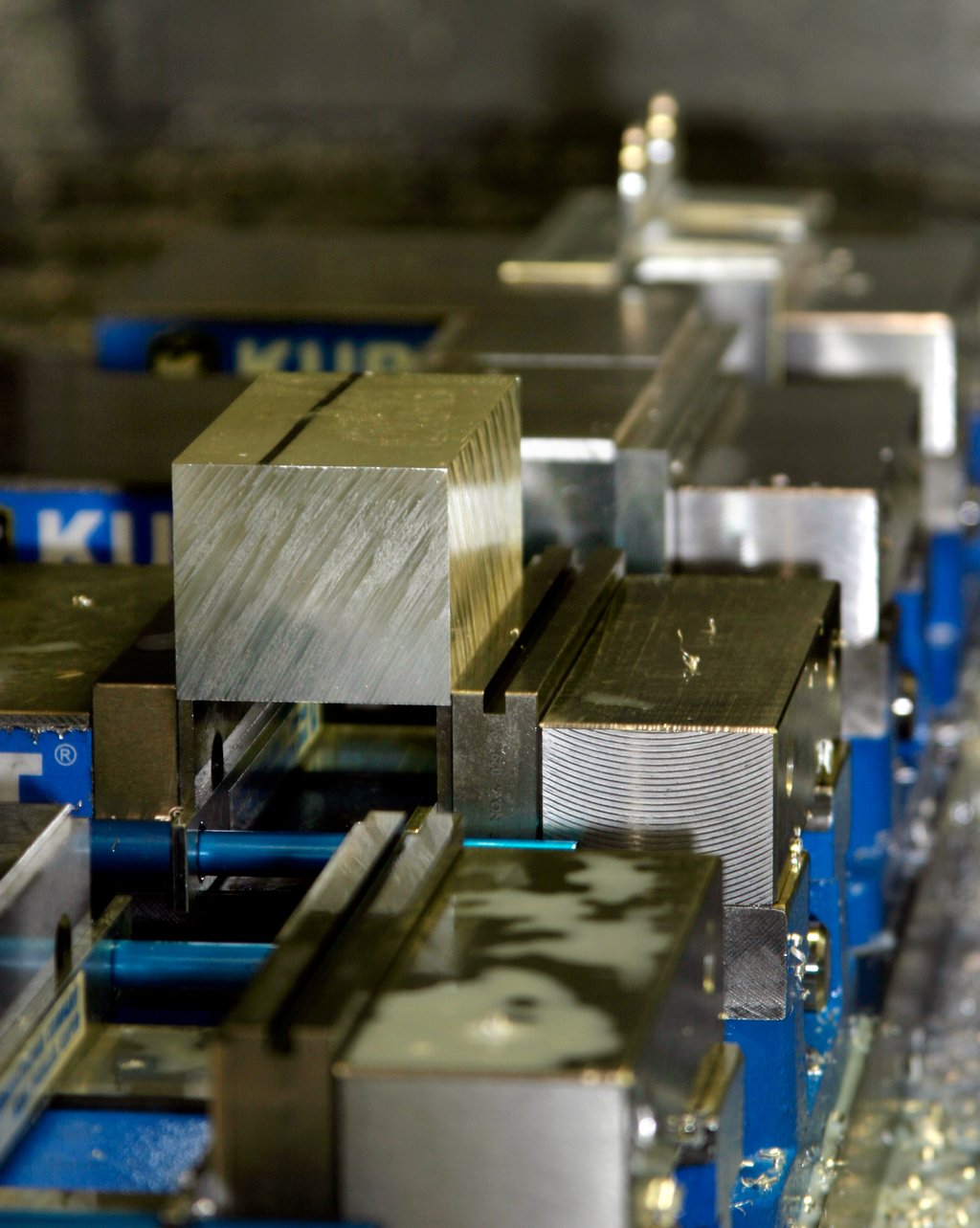 Cox Machine Speeds Up Production with 75% Faster Lead Times